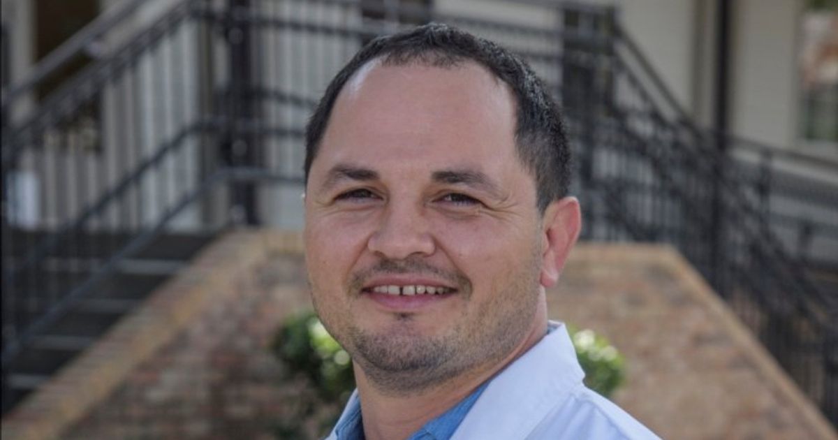 Dr. Tony Bolen - Vet in Charleston, SC - Vetster