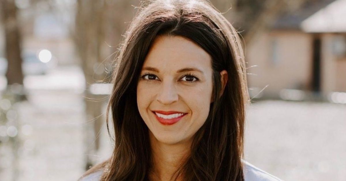 Dr. Lindsay Seffens - Vet from Lake Charles, LA - Vetster